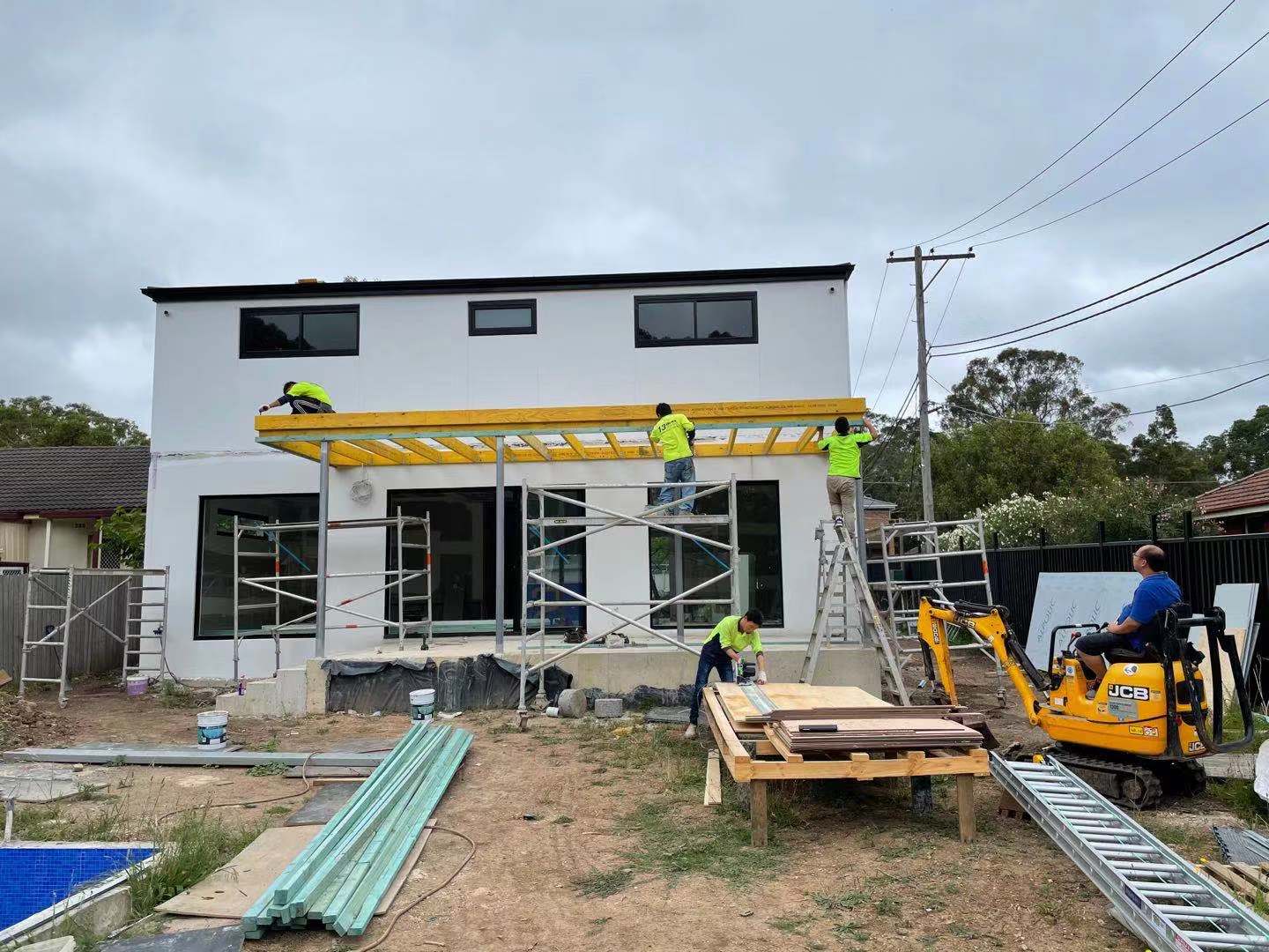 STARCO SERVICES PTY LTD